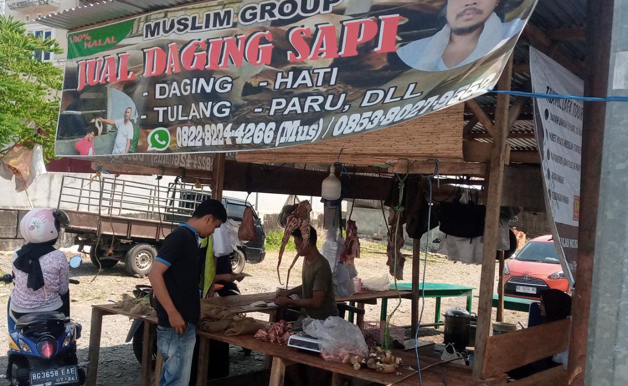 Dua hari menjelang hari raya harga daging dan tulang sapi masih normal – Seputarempatlawang